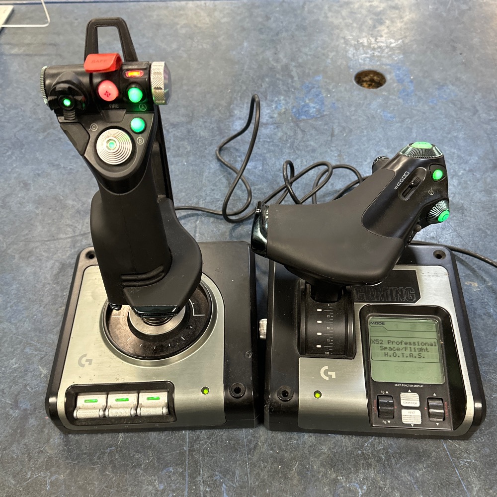 Pre-owned Logitech logitech x52 pro joysticks - Own4Less